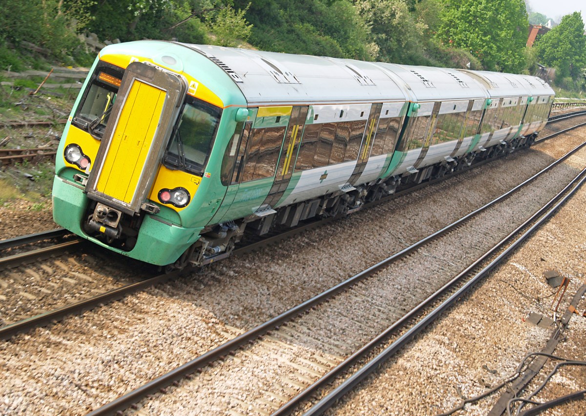 VIDEO: Southern trains make commuters late once a week | Surrey News